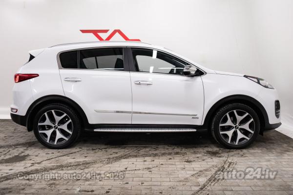 White Kia Sportage 2017 in Tartu, with an engine capacity of 1.60 L and mileage of 97 thousand km for 13898 €, photo 4 on AUTOMOTO.COM.LV