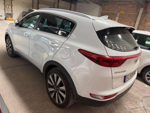 Белый Киа Sportage 2017 в Шяуляй, объемом двигателя 1.69 л и пробегом 140 тыс. км за 10200 €, фото 6 на AUTOMOTO.COM.LV
