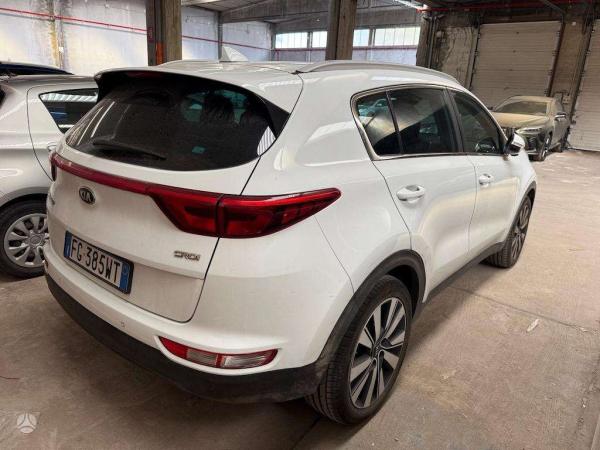 Balts Kia Sportage 2017 Šauļi, ar dzinēja tilpumu 1.69 L un nobraukumu 140 tūkst. km par 10200 €, foto 5 vietnē AUTOMOTO.COM.LV