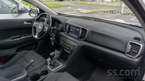 Balts Kia Sportage 2018 Rīga, ar dzinēja tilpumu 1.70 L un nobraukumu 191 tūkst. km par 11990 €, foto 11 vietnē AUTOMOTO.COM.LV