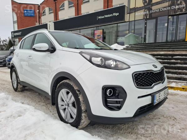 Balts Kia Sportage 2018 Rīga, ar dzinēja tilpumu 1.70 L un nobraukumu 96 tūkst. km par 14300 €, foto 1 vietnē AUTOMOTO.COM.LV