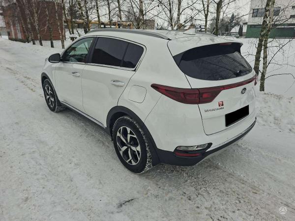 Balts Kia Sportage 2018 Marijampole, ar dzinēja tilpumu 1.60 L un nobraukumu 216 tūkst. km par 10850 €, foto 7 vietnē AUTOMOTO.COM.LV