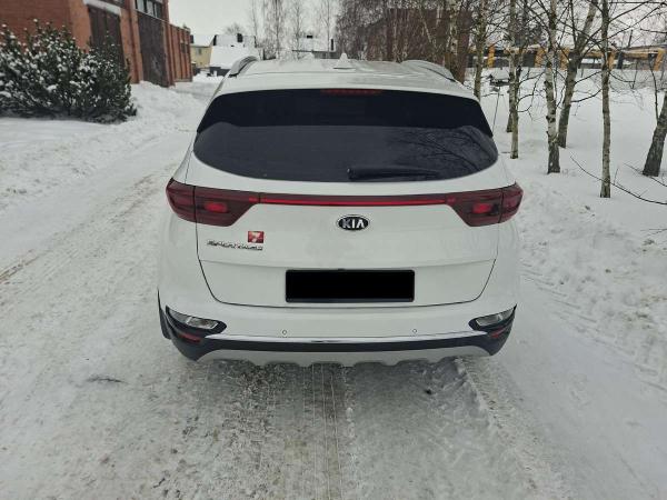 Balts Kia Sportage 2018 Marijampole, ar dzinēja tilpumu 1.60 L un nobraukumu 216 tūkst. km par 10850 €, foto 8 vietnē AUTOMOTO.COM.LV