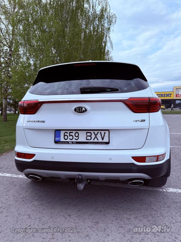 Белый Киа Sportage 2018 в Таллин, объемом двигателя 2.00 л и пробегом 191 тыс. км за 13900 €, фото 6 на AUTOMOTO.COM.LV