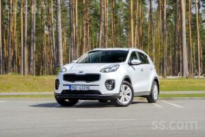 White Kia Sportage 2018 in Riga, with an engine capacity of 1.60 L and mileage of 251 thousand km for 9590 €, photo  on AUTOMOTO.COM.LV