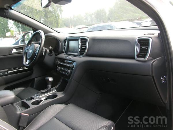 Balts Kia Sportage 2018 Rīga, ar dzinēja tilpumu 2.00 L un nobraukumu 119 tūkst. km par 14850 €, foto 8 vietnē AUTOMOTO.COM.LV