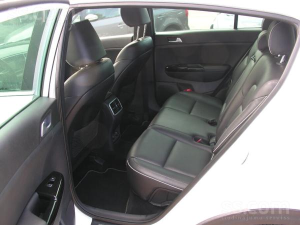 Balts Kia Sportage 2018 Rīga, ar dzinēja tilpumu 2.00 L un nobraukumu 119 tūkst. km par 14850 €, foto 11 vietnē AUTOMOTO.COM.LV