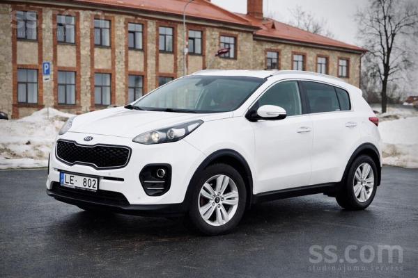White Kia Sportage 2018 in Jekabpils, with an engine capacity of 1.60 L and mileage of 101 thousand km for 13200 €, photo 3 on AUTOMOTO.COM.LV