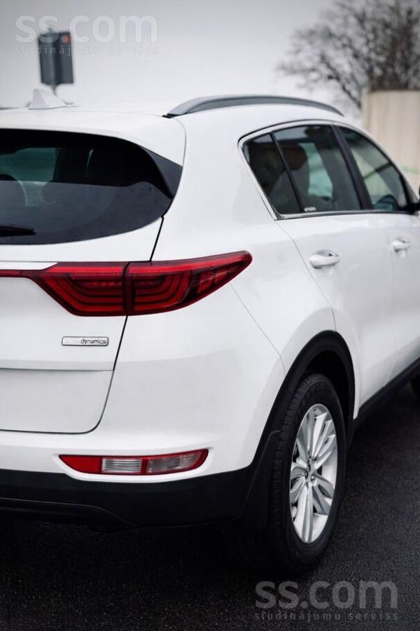 White Kia Sportage 2018 in Jekabpils, with an engine capacity of 1.60 L and mileage of 101 thousand km for 13200 €, photo 7 on AUTOMOTO.COM.LV