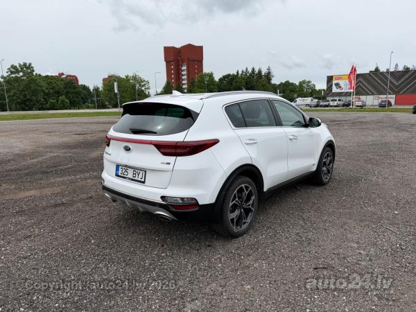 Белый Киа Sportage 2018 в Таллин, объемом двигателя 1.60 л и пробегом 61 тыс. км за 16000 €, фото 5 на AUTOMOTO.COM.LV