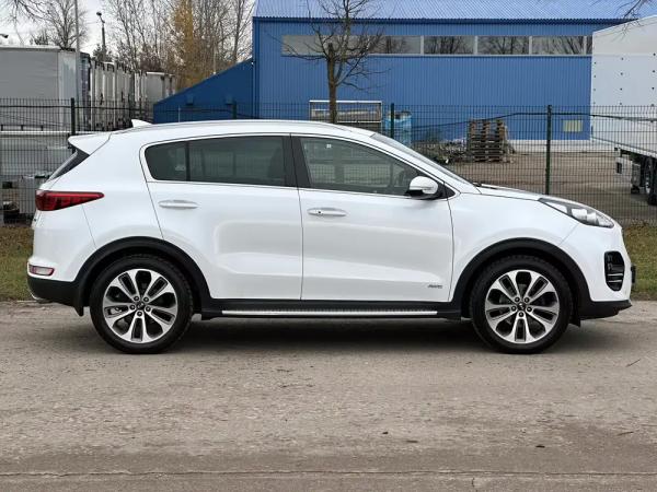 Белый Киа Sportage 2018 в Рига, объемом двигателя 1.60 л и пробегом 169 тыс. км за 12500 €, фото 3 на AUTOMOTO.COM.LV