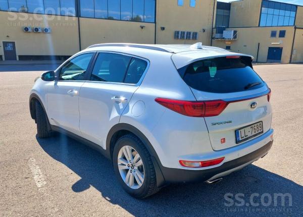 Balts Kia Sportage 2018 Rīga, ar dzinēja tilpumu 1.60 L un nobraukumu 82 tūkst. km par 12800 €, foto 6 vietnē AUTOMOTO.COM.LV