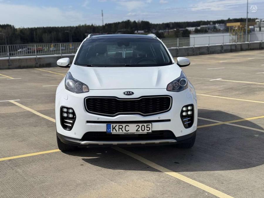 Balts Kia Sportage 2018 Viļņa, ar dzinēja tilpumu 1.69 L un nobraukumu 137 tūkst. km par 14350 €, foto 3 vietnē AUTOMOTO.COM.LV