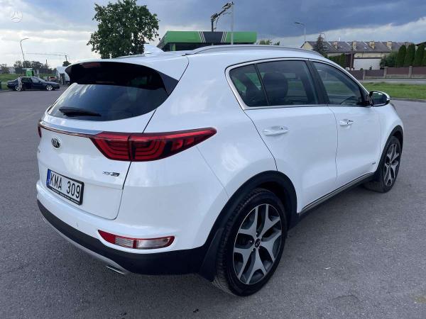 White Kia Sportage 2018 in Kaunas, with an engine capacity of 1.59 L and mileage of 48 thousand km for 18300 €, photo 3 on AUTOMOTO.COM.LV