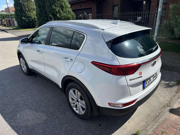 Balts Kia Sportage 2018 Kauņa, ar dzinēja tilpumu 1.59 L un nobraukumu 61 tūkst. km par 12900 €, foto 2 vietnē AUTOMOTO.COM.LV