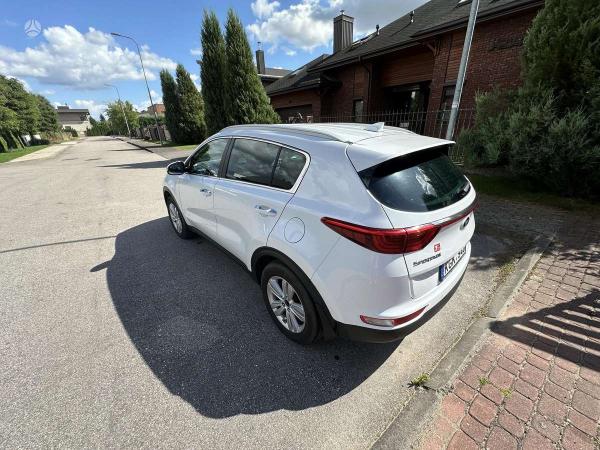 Balts Kia Sportage 2018 Kauņa, ar dzinēja tilpumu 1.59 L un nobraukumu 61 tūkst. km par 12900 €, foto 3 vietnē AUTOMOTO.COM.LV