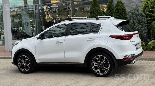 Balts Kia Sportage 2018 Rīga, ar dzinēja tilpumu 1.60 L un nobraukumu 164 tūkst. km par 14500 €, foto 2 vietnē AUTOMOTO.COM.LV