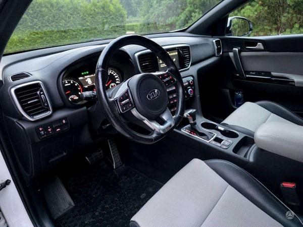 Белый Киа Sportage 2018 в Утена, объемом двигателя 1.59 л и пробегом 105 тыс. км за 13900 €, фото 7 на AUTOMOTO.COM.LV