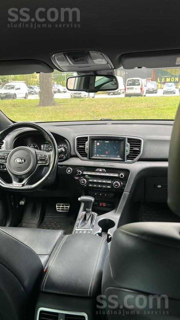 Белый Киа Sportage 2018 в Рига, объемом двигателя 2.00 л и пробегом 120 тыс. км за 14950 €, фото 9 на AUTOMOTO.COM.LV