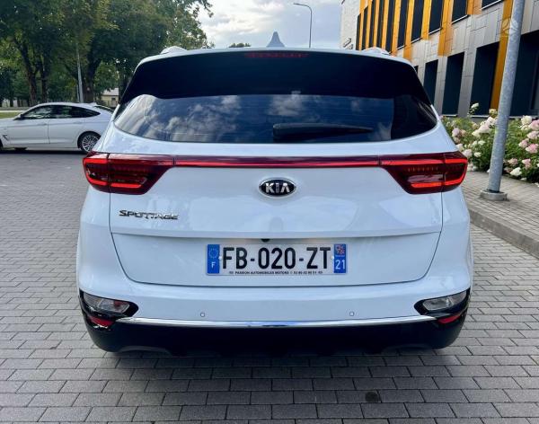 Белый Киа Sportage 2018 в Таураге, объемом двигателя 1.60 л и пробегом 103 тыс. км за 11200 €, фото 4 на AUTOMOTO.COM.LV