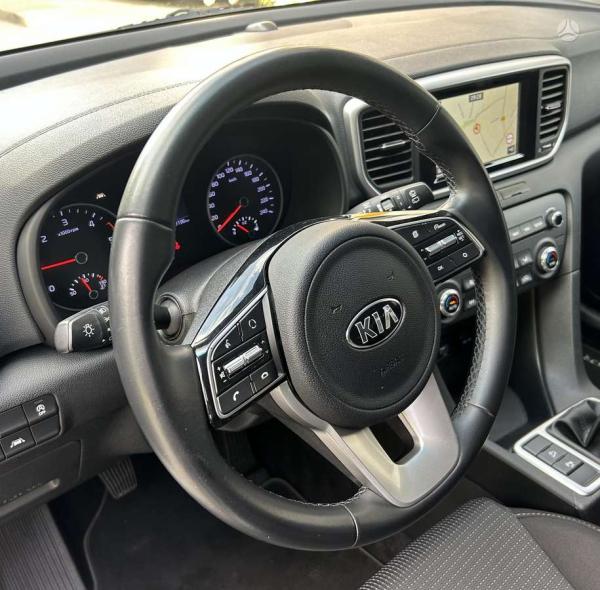 Белый Киа Sportage 2018 в Таураге, объемом двигателя 1.60 л и пробегом 103 тыс. км за 11200 €, фото 11 на AUTOMOTO.COM.LV