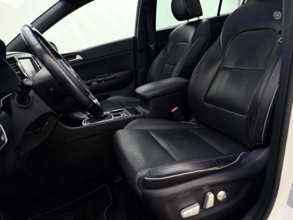 Balts Kia Sportage 2018 Viļņa, ar dzinēja tilpumu 1.69 L un nobraukumu 140 tūkst. km par 14490 €, foto 11 vietnē AUTOMOTO.COM.LV