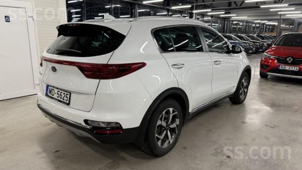 Белый Киа Sportage 2019 в Рига, объемом двигателя 1.60 л и пробегом 90 тыс. км за 15900 €, фото 4 на AUTOMOTO.COM.LV