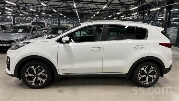 Balts Kia Sportage 2019 Rīga, ar dzinēja tilpumu 1.60 L un nobraukumu 90 tūkst. km par 15900 €, foto 2 vietnē AUTOMOTO.COM.LV