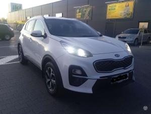 White Kia Sportage 2019 in Kaunas, with an engine capacity of 1.60 L and mileage of 119 thousand km for 13300 €, photo  on AUTOMOTO.COM.LV