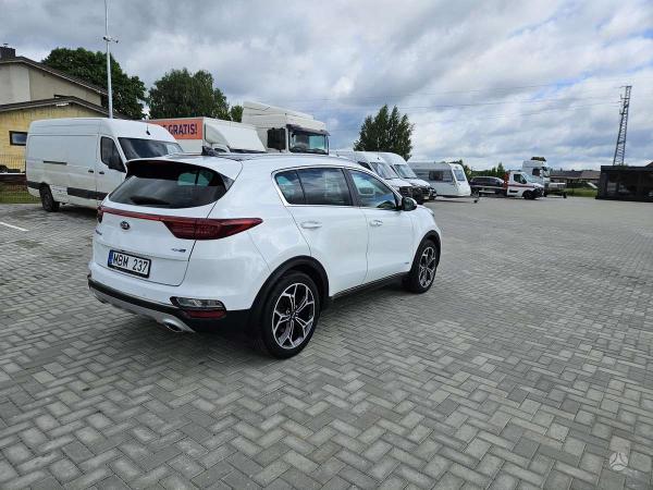 Белый Киа Sportage 2019 в Таураге, объемом двигателя 1.60 л и пробегом 107 тыс. км за 14800 €, фото 8 на AUTOMOTO.COM.LV