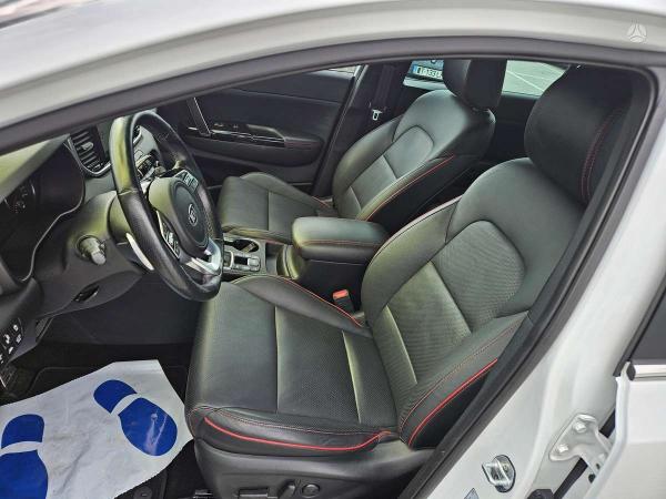 Белый Киа Sportage 2019 в Таураге, объемом двигателя 1.60 л и пробегом 107 тыс. км за 14800 €, фото 9 на AUTOMOTO.COM.LV