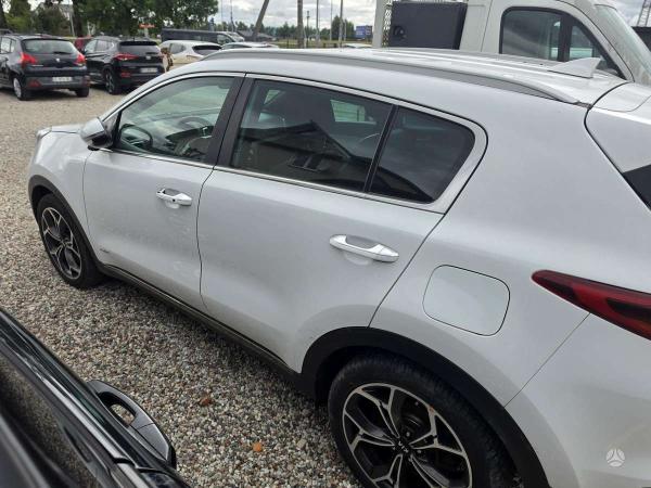 Balts Kia Sportage 2019 Tauragė, ar dzinēja tilpumu 1.60 L un nobraukumu 171 tūkst. km par 9100 €, foto 6 vietnē AUTOMOTO.COM.LV