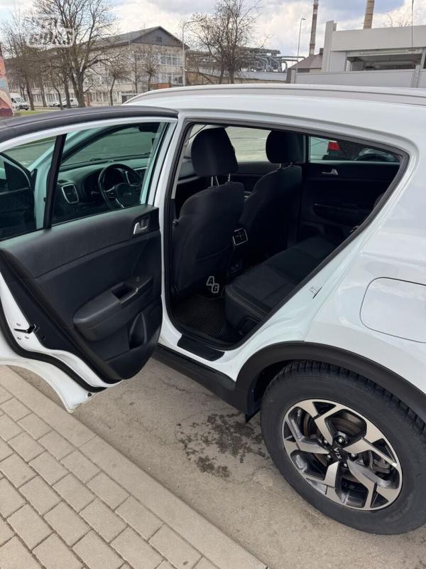 Белый Киа Sportage 2019 в Шяуляй, объемом двигателя 1.60 л и пробегом 207 тыс. км за 13200 €, фото 8 на AUTOMOTO.COM.LV