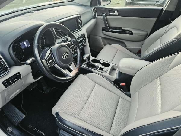 Balts Kia Sportage 2019 Kauņa, ar dzinēja tilpumu 1.60 L un nobraukumu 123 tūkst. km par 9400 €, foto 6 vietnē AUTOMOTO.COM.LV