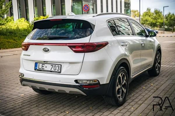 Белый Киа Sportage 2019 в Рига, объемом двигателя 1.60 л и пробегом 85 тыс. км за 13990 €, фото 4 на AUTOMOTO.COM.LV