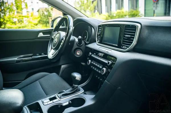 Белый Киа Sportage 2019 в Рига, объемом двигателя 1.60 л и пробегом 85 тыс. км за 13990 €, фото 9 на AUTOMOTO.COM.LV