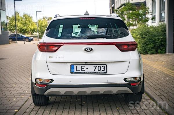 Белый Киа Sportage 2019 в Рига, объемом двигателя 1.60 л и пробегом 85 тыс. км за 13990 €, фото 6 на AUTOMOTO.COM.LV
