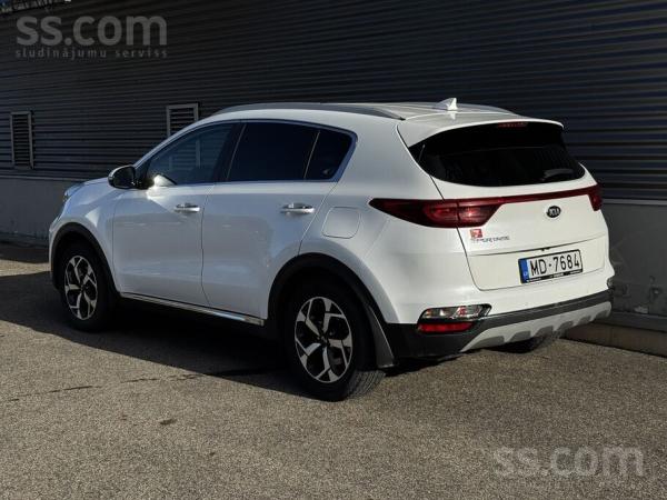 Balts Kia Sportage 2019 Rīga, ar dzinēja tilpumu 1.60 L un nobraukumu 193 tūkst. km par 11900 €, foto 4 vietnē AUTOMOTO.COM.LV