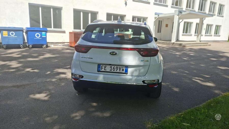 Balts Kia Sportage 2020 Kauņa, ar dzinēja tilpumu 1.60 L un nobraukumu 66 tūkst. km par 13999 €, foto 11 vietnē AUTOMOTO.COM.LV