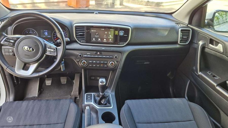 Balts Kia Sportage 2020 Kauņa, ar dzinēja tilpumu 1.60 L un nobraukumu 66 tūkst. km par 13999 €, foto 21 vietnē AUTOMOTO.COM.LV