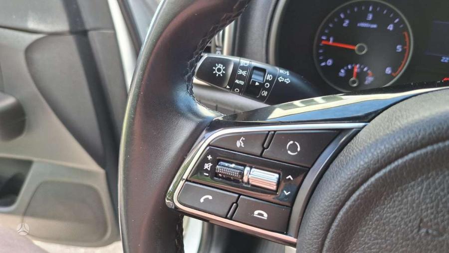 Balts Kia Sportage 2020 Kauņa, ar dzinēja tilpumu 1.60 L un nobraukumu 66 tūkst. km par 13999 €, foto 31 vietnē AUTOMOTO.COM.LV