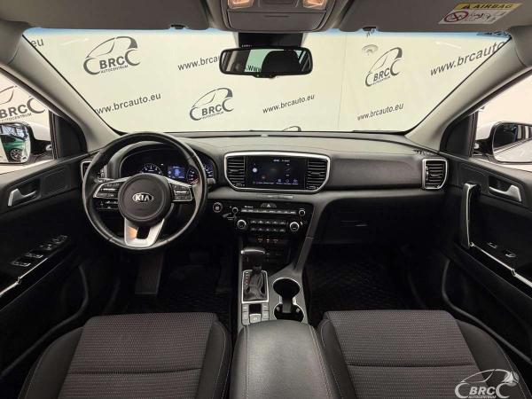 Белый Киа Sportage 2020 в Вильнюс, объемом двигателя 1.59 л и пробегом 52 тыс. км за 17900 €, фото 4 на AUTOMOTO.COM.LV