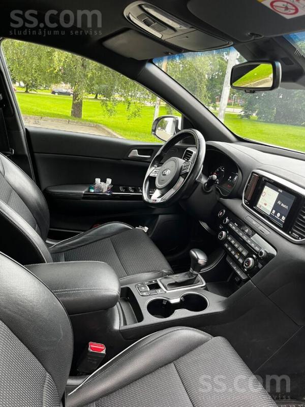 Белый Киа Sportage 2020 в Рига, объемом двигателя 1.60 л и пробегом 93 тыс. км за 15800 €, фото 2 на AUTOMOTO.COM.LV