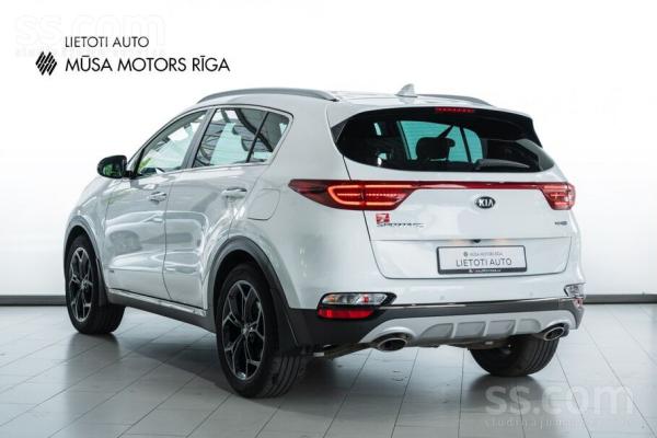 White Kia Sportage 2020 in Riga, with an engine capacity of 1.60 L and mileage of 94 thousand km for 17900 €, photo 10 on AUTOMOTO.COM.LV