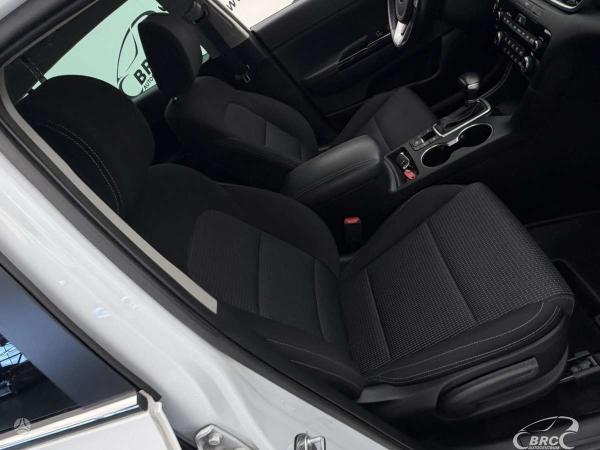Balts Kia Sportage 2020 Viļņa, ar dzinēja tilpumu 1.59 L un nobraukumu 52 tūkst. km par 16900 €, foto 7 vietnē AUTOMOTO.COM.LV