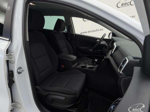 Balts Kia Sportage 2020 Viļņa, ar dzinēja tilpumu 1.59 L un nobraukumu 52 tūkst. km par 16900 €, foto 8 vietnē AUTOMOTO.COM.LV
