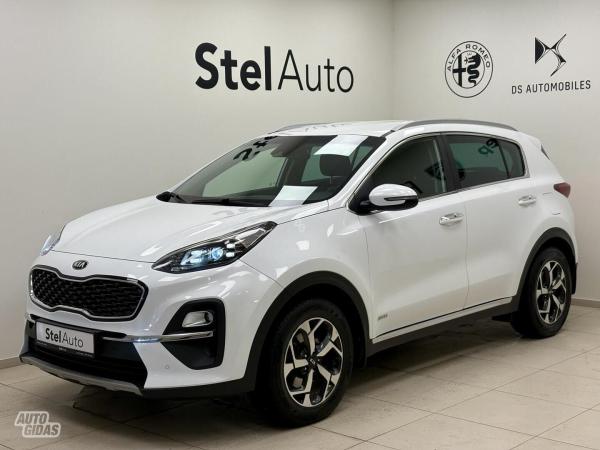 White Kia Sportage 2021 in Vilnius, with an engine capacity of 1.60 L and mileage of 75 thousand km for 17600 €, photo 1 on AUTOMOTO.COM.LV