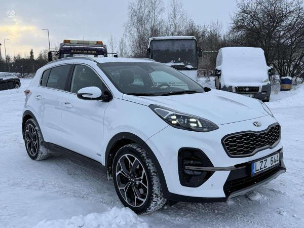 Balts Kia Sportage 2021 Alīta, ar dzinēja tilpumu 1.60 L un nobraukumu 88 tūkst. km par 16500 €, foto 2 vietnē AUTOMOTO.COM.LV