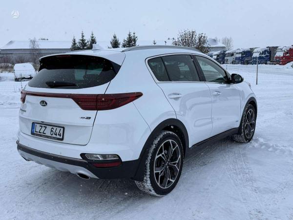 Balts Kia Sportage 2021 Alīta, ar dzinēja tilpumu 1.60 L un nobraukumu 88 tūkst. km par 16500 €, foto 3 vietnē AUTOMOTO.COM.LV