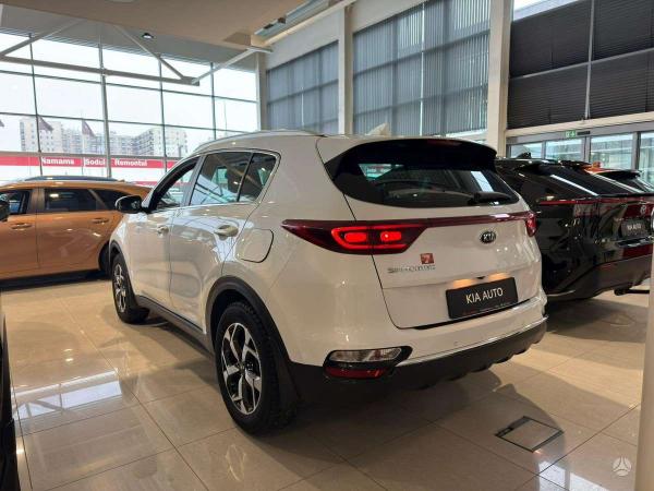Белый Киа Sportage 2021 в Вильнюс, объемом двигателя 1.60 л и пробегом 57 тыс. км за 17900 €, фото 4 на AUTOMOTO.COM.LV